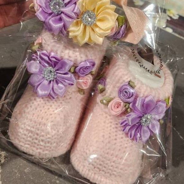 Baby Booties. Handknitted and Ready to Ship. Perfect Gift for New Born ...