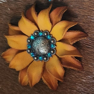 Yellow Sunflower Leather Flower Concho. Sunflower Concho for Tack ...