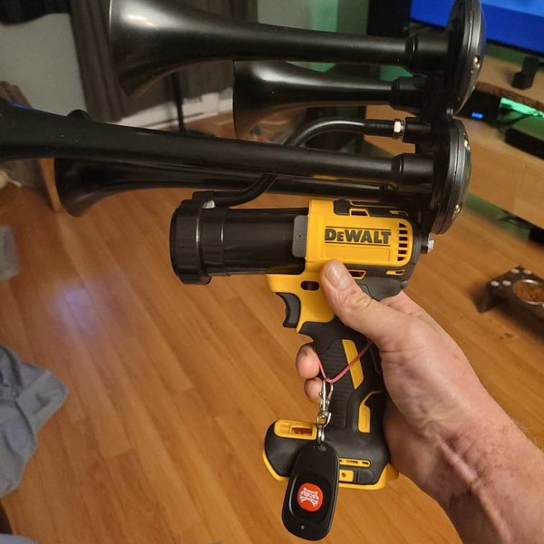 Milwaukee Premium Train Horn With Remote Control - Etsy