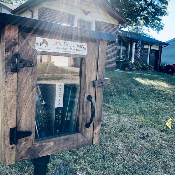 LITTLE FREE LIBRARY® Mini Kit With Official Charter Sign & World Map ...