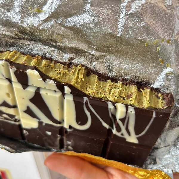 Large Kunafa [knafeh] Pistachio Milk Chocolate Bar - Inspired by the ...