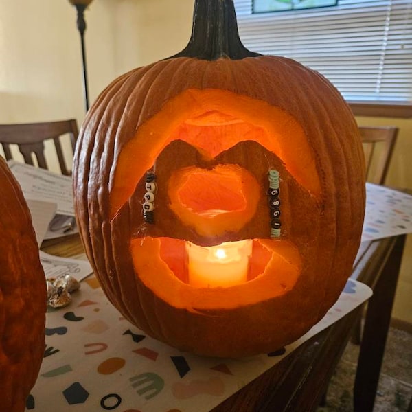 Taylor Swift Pumpkin Carving Stencils: Swiftie Halloween Decor - Etsy
