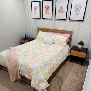 Set of 3 Luxury Perfume Poster, Pink Perfume Print, Fashion Art Print ...