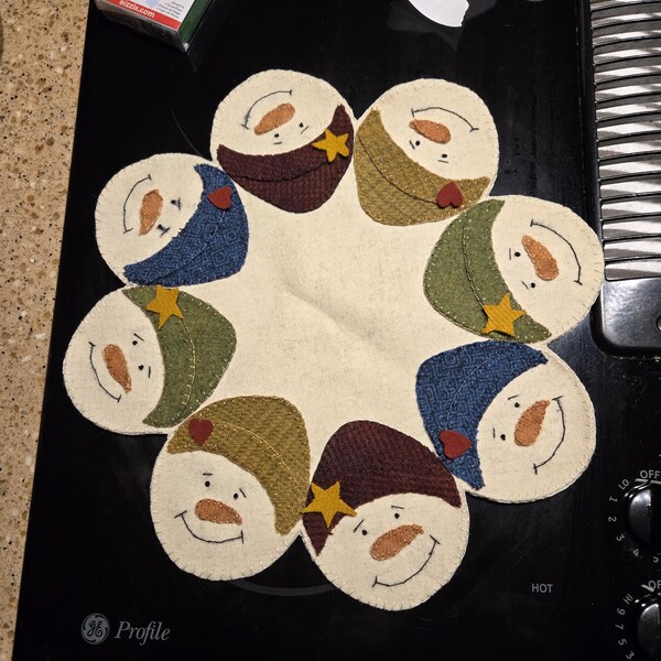 Stitchery Pattern, Folk Art Pattern, Primitive Stitchery Pattern ...