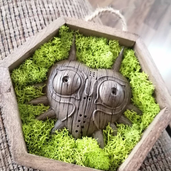 The Legend of Zelda : Majora's Mask | Hand Painted With Wood Grain ...