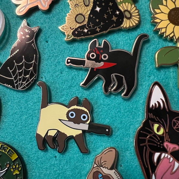 Siamese Knifecat Enamel Pin - Etsy