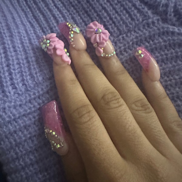 Winnie the Pooh Spring Nails| Character Nails| 3d Nail Art| | Hand ...