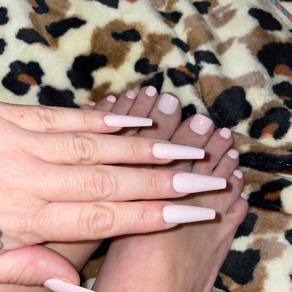 PAMPERED NAIL & TOE Set | Luxury Press on Nails | Press on Toe Nails ...