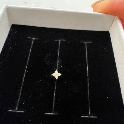 18G/16G Flower Internally Threaded Labret Tragus Stud Conch Earrings ...