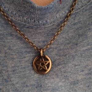 Triquetra Necklace Trinity Necklace Trifecta Necklace Celtic Trinity ...
