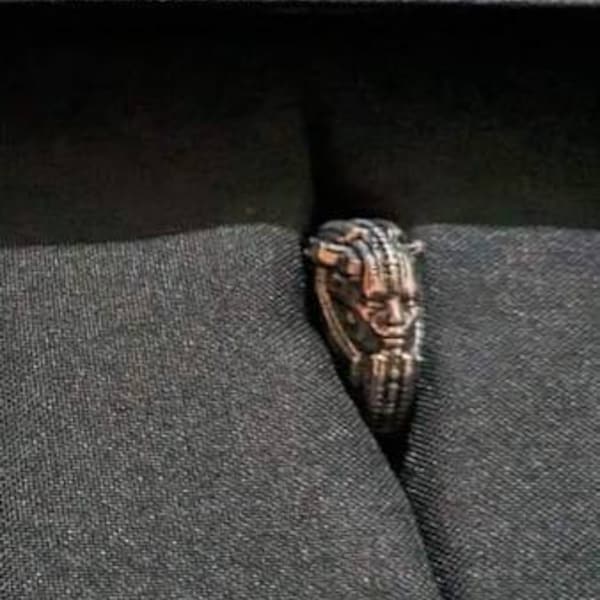 Alien Ring | Sci-fi Space Ring | Xenomorph Ring | Alien Ring ...