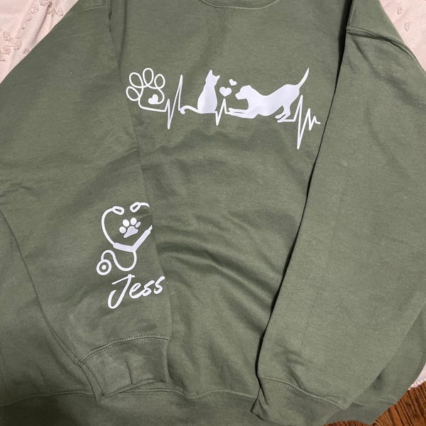Custom Vet Tech Sweatshirt, Vet Tech Sweater, Personalized Vet Gifts ...