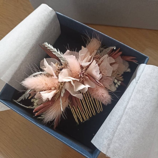 Hair Combs ELEANOR Dried and Preserved Flower Pastel Pink and ...