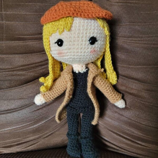 Red TV Crochet Pattern - Etsy