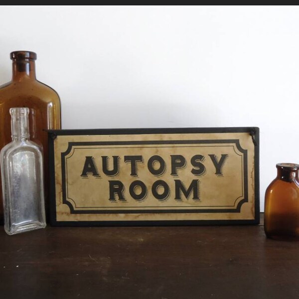 Autopsy Room Halloween Morgue Haunted House Sign, Creepy Asylum Photo ...