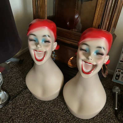 Artistic Vintage Fiberglass Adult Female Smiling Costume Mannequin Head ...
