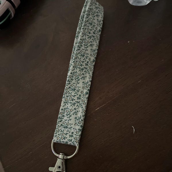 Handmade Wristlet Lanyard Keychain Made With Vintage Fabrics - Etsy
