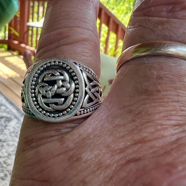 Sterling Silver .925 Celtic Knot Path of Life Signet Ring With Milgrain ...