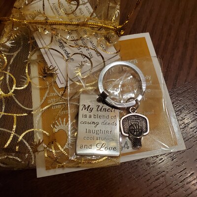 Uncle Keychain U2 Gifts for Uncle Father's Day Gift - Etsy