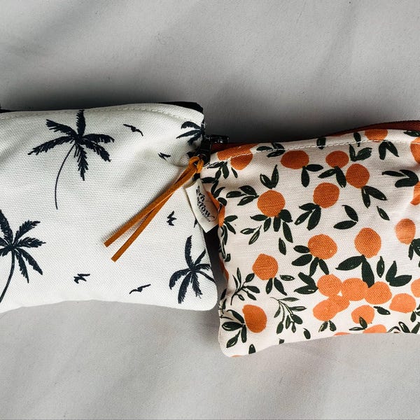 Camp Money Retro Vintage Rubber Coin Pouch Keychain - Etsy