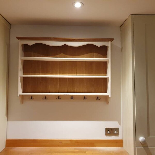 S59 Timber Cottage Shelf | Traditional Shelf | Traditionally Crafted ...