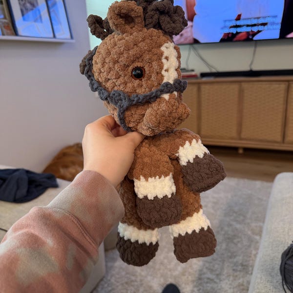 Paylin the Pony SNUGGLER Crochet Pattern | No Sew Low Sew Crochet ...