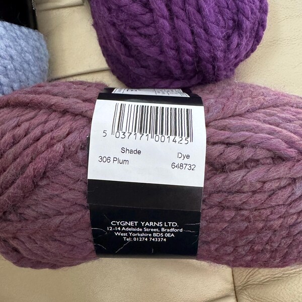 Cygnet Seriously Chunky Yarn - Etsy UK