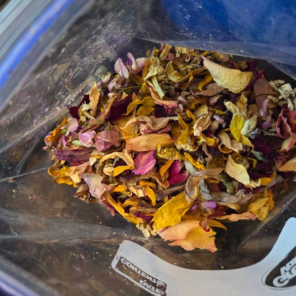 Wedding Confetti, Biodegradable Confetti, Dried Flowers, Wedding Petals ...