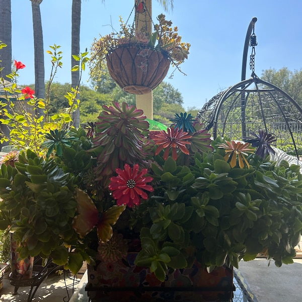 Candy Colors Butterfly Metal Garden Stake, Outdoor and Garden Art Decor ...