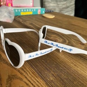 Custom Paper Fans on Handle and Fan Face. Printed Paper Fans With ...