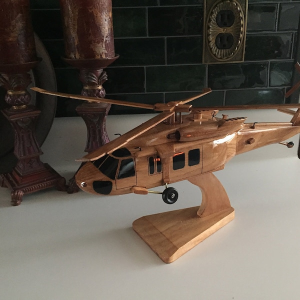 UH-60 UH-60M Mike Blackhawk Sikorsky Army UES Upturned Exhaust System ...