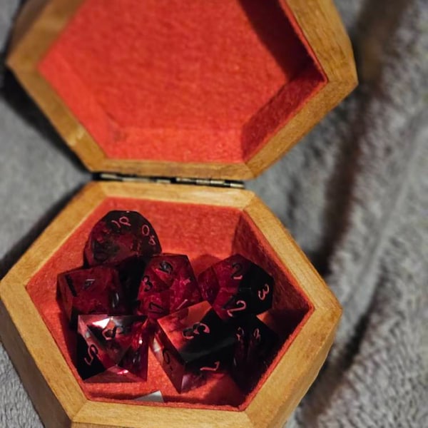 5d10 VAMPIRE BLOOD Dice | Handmade Resin Single or Sets Made in Italy ...