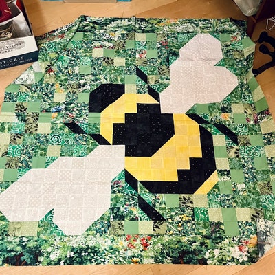 Bumble Bee Quilt Pattern - Etsy