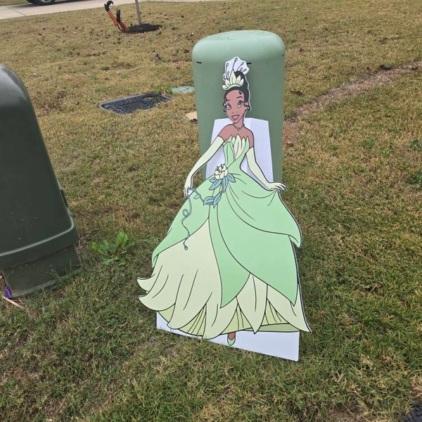 One (1) Tiana Princess Character Prop - Princess Frog Themed Party ...