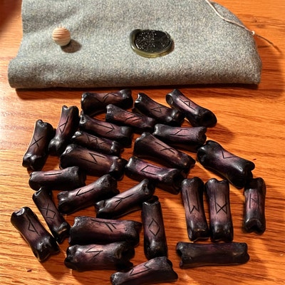 Roman Rota Board Game, Tic-tac-toe, Embroidered on Natural Wool Felt ...