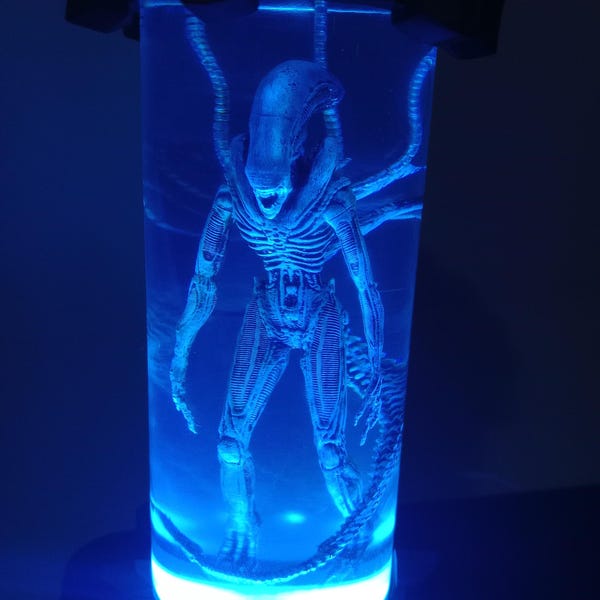 ASTRONAUT in Galaxy Space Artisan Keycap, Astronaut Custom Keycaps ...