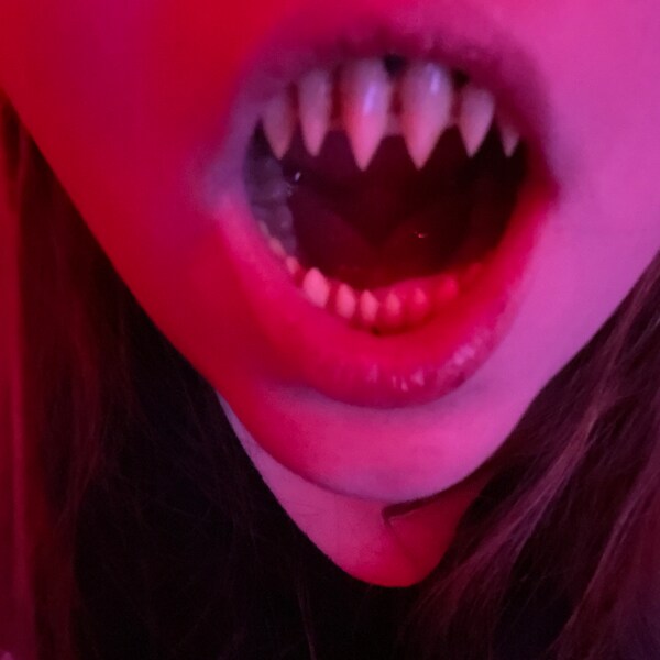 Black Pennywise Teeth Costume Appliance Veneers Dental Distortions 2.0 ...