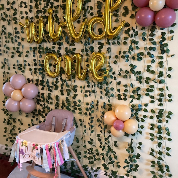 Retro Daisy Balloon Flower Wall | First Birthday Party Decor Balloon ...