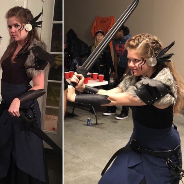 Raven Wing Leather Pauldron: Women's Customizable Shoulder Armor - Etsy