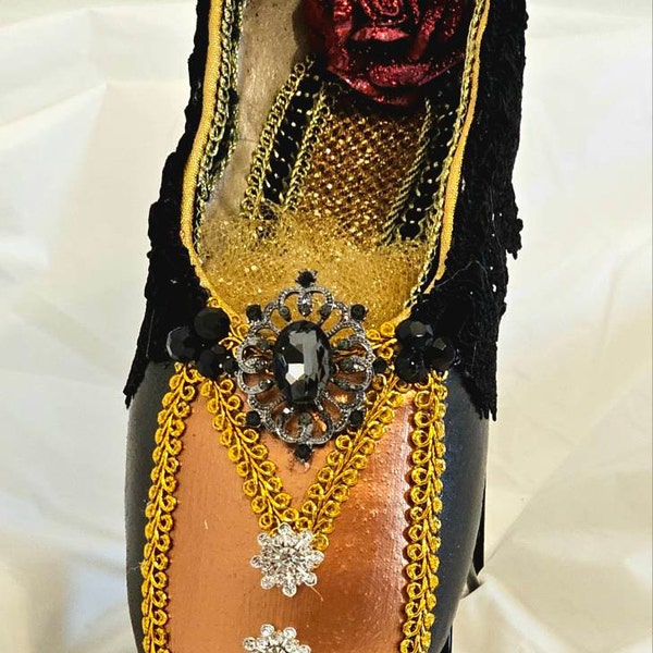 CUSTOMIZED NUTCRACKER Suite Ballet Decorated Pointe Shoe - Various ...