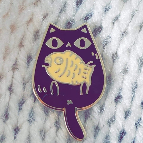 Black Cat Pin, Taiyaki Cat Enamel Pin for Cat Lovers, Black Cat Lapel ...