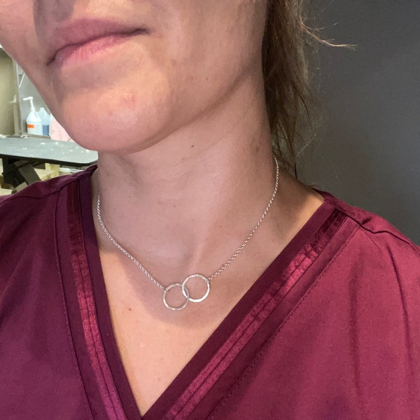 Hammered Interlocking Circles Necklace In Sterling Silver, Hammered