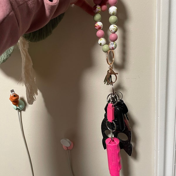 Music Notes Trio Wristlet Keychain Stretchy Bracelet & Tassel Silicone ...