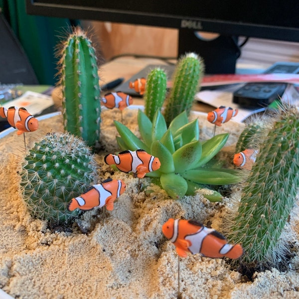 MINIATURE CLOWNFISH Tiny Sea Animals Figurines Figures for Fairy Garden ...