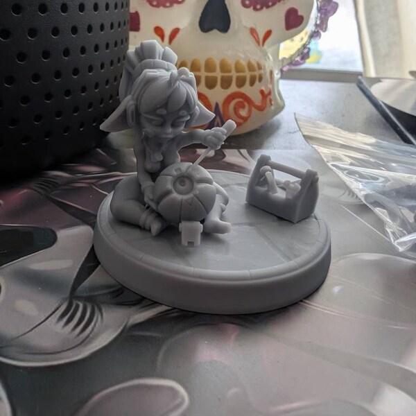 Ellen Pin up Statue Model Kit by Torrida Minis - Etsy