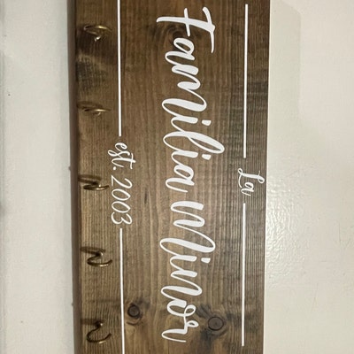 Family Key Holder Personalized Keychain Holder With Hooks Wall Mounted ...