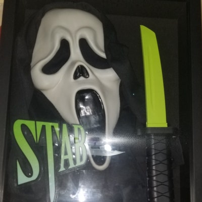 Realistic Baseball Bat Movie Prop PU Fake Blood Barbed Wire Negan Dead ...