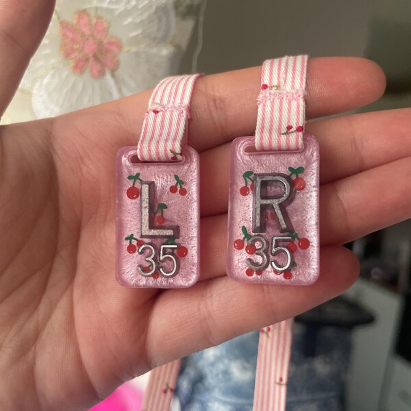 Blue and Red Student X-ray Anatomical Side Markers With a Shimmer ...