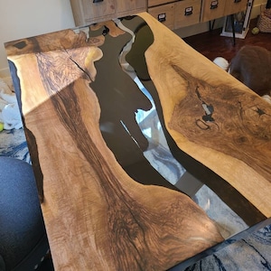 Walnut Round Epoxy Game Table Walnut Epoxy Gamble Table - Etsy