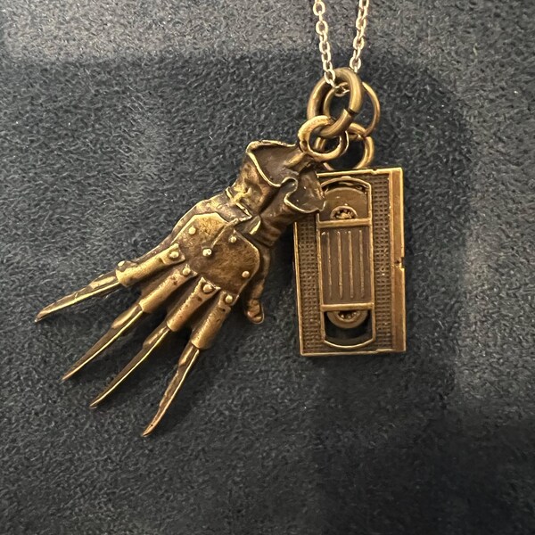 UFO Zipper Pull - Etsy